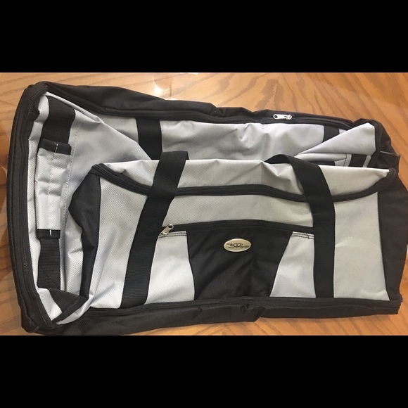 Bella Russo | Bags | Bella Russo 3 Rolling Duffle Bag Blkgrey | Poshmark